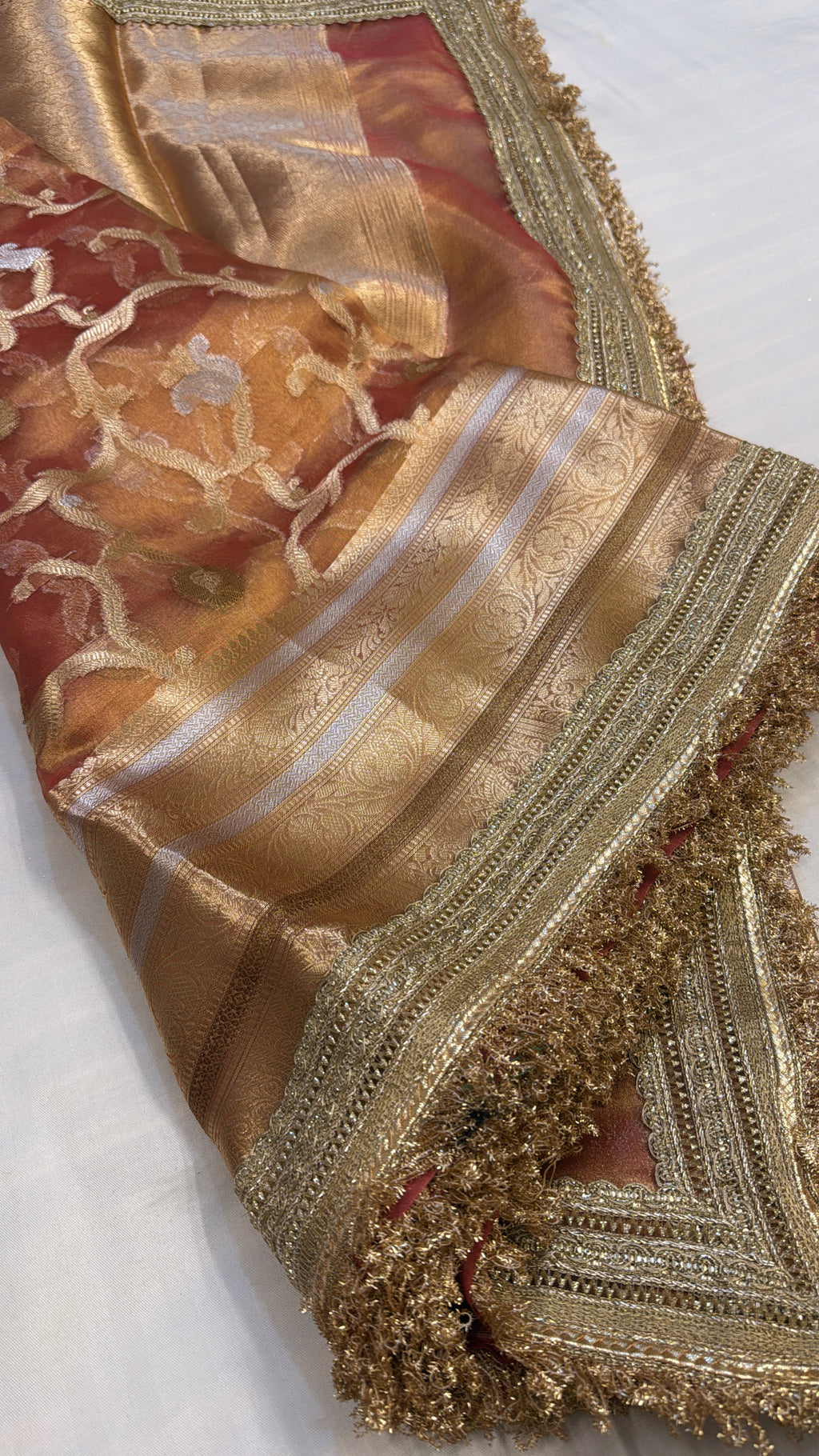 Maharani soft red tissue silk jungla saree – Safetyypins