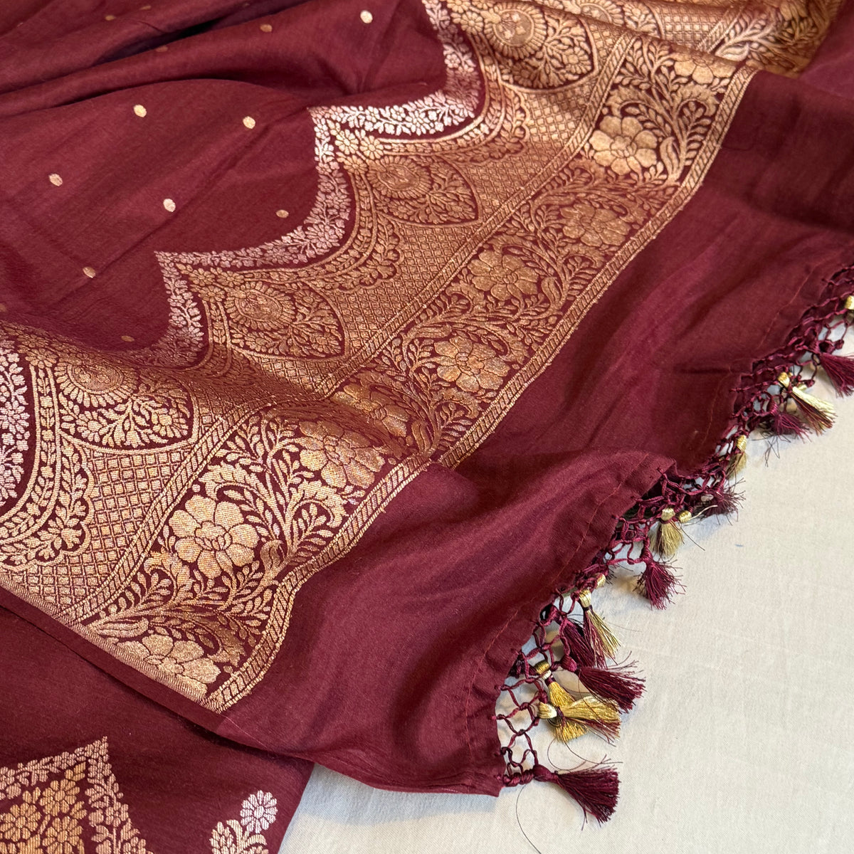 Moonga silk maroonish red scalloped border weaving kadhwa suit set ...