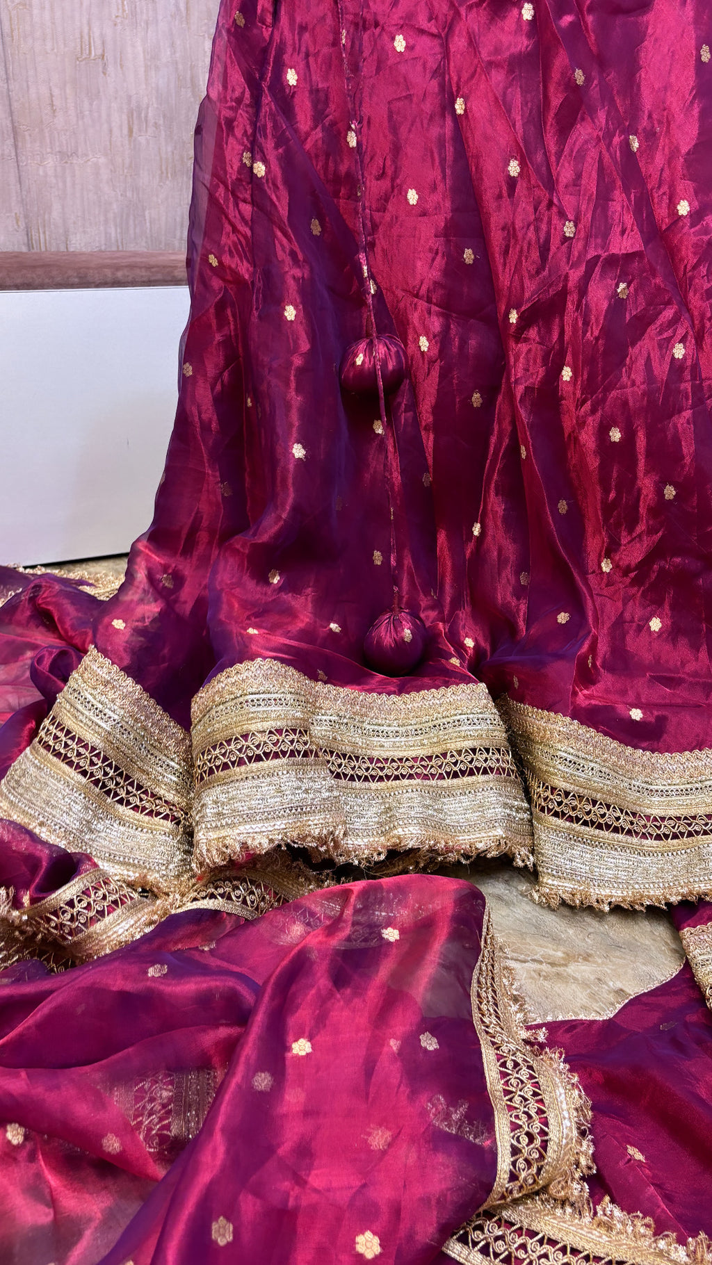 Mastani midnight blood red tissue silk kadhwa buti dhup chao effect sa ...